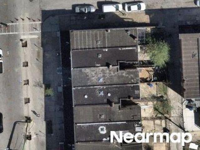 N Warwick Ave