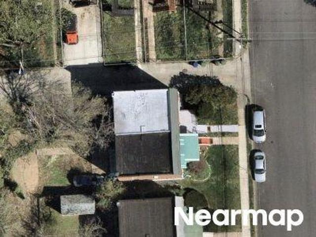 N Warwick Ave
