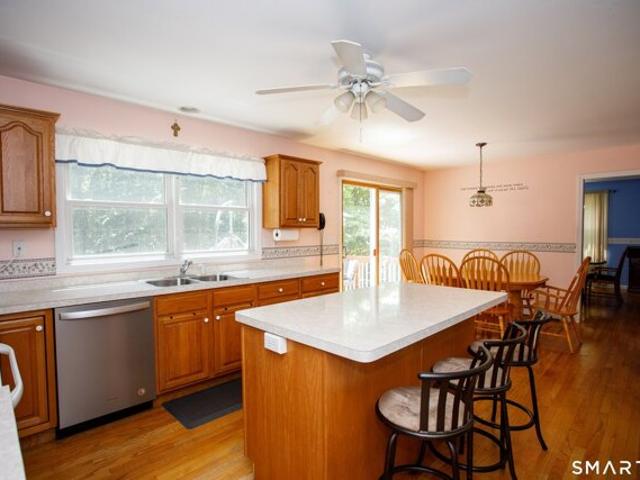 N Wawecus Hill Rd, Norwich, Home For Sale
