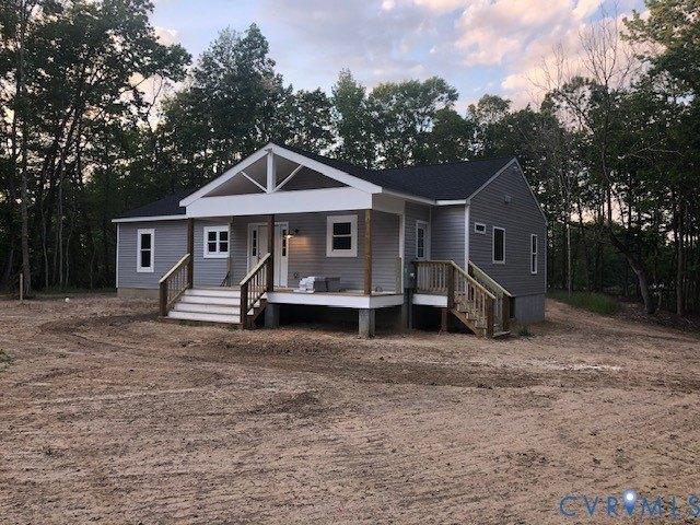 N Waterside Dr, Lanexa, VA 23089
