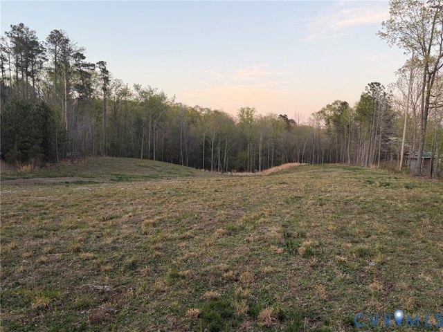 N Waterside Dr, Lanexa, VA 23089