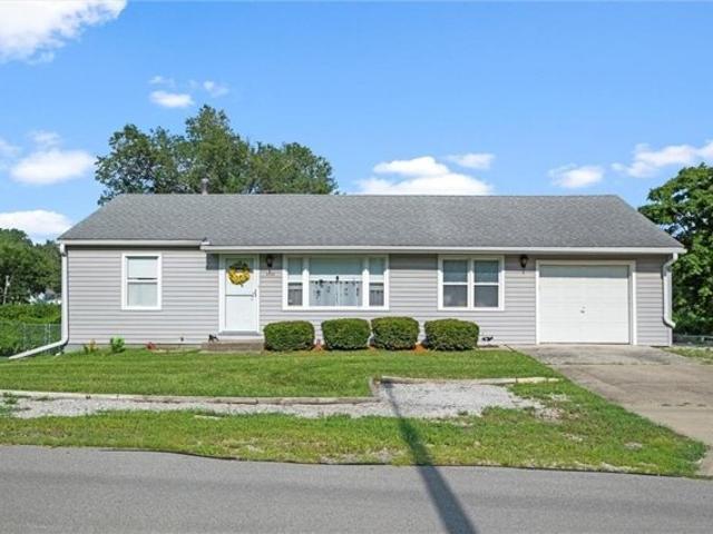 N Wayne Ave, Kansas City, Home For Sale