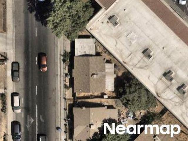 N West St