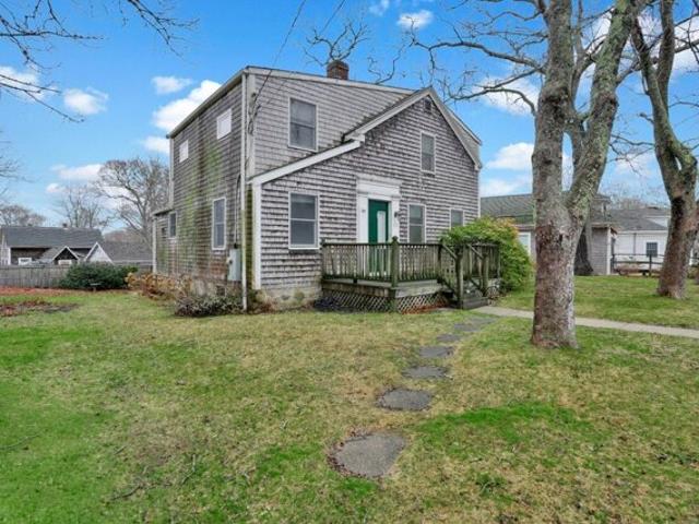 N William St, Vineyard Haven, Home For Sale