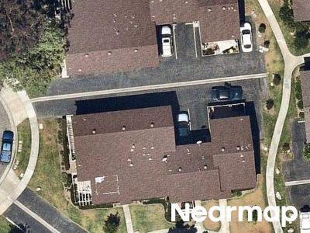 N Willow Woods Dr Unit B