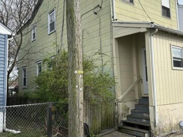 N Willow St, Trenton, Home For Sale