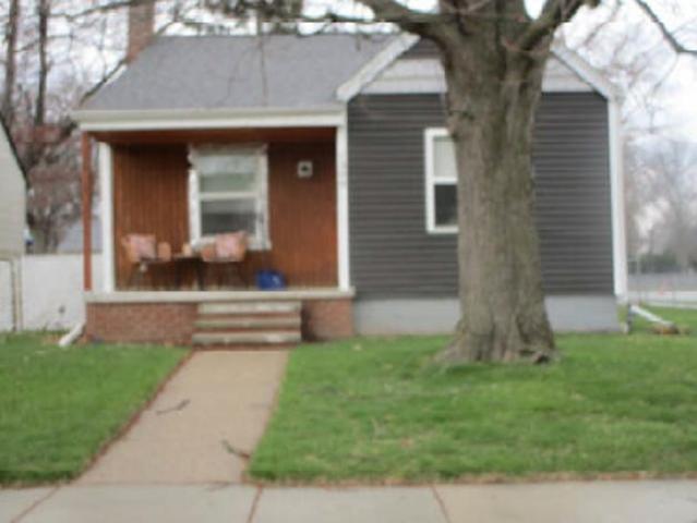 N Wilson Ave
