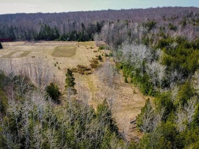 N Woodland Dr, Gills Rock, WI 54210