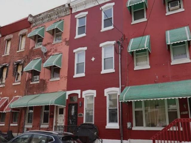 N Woodstock St
