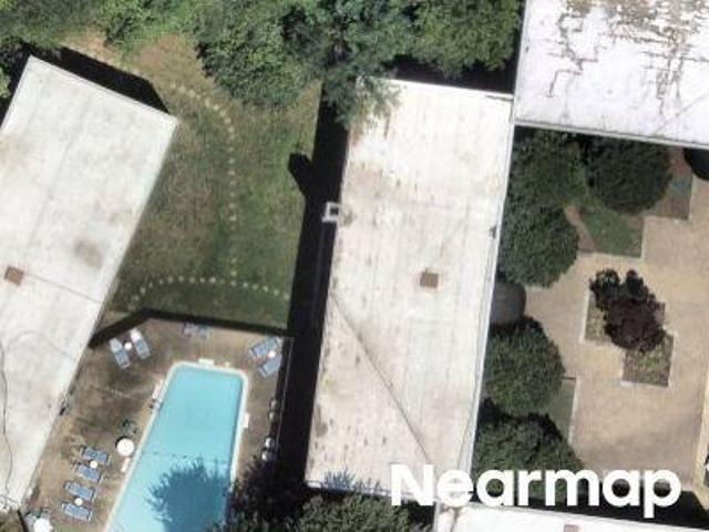 N Woodstock St Apt 302