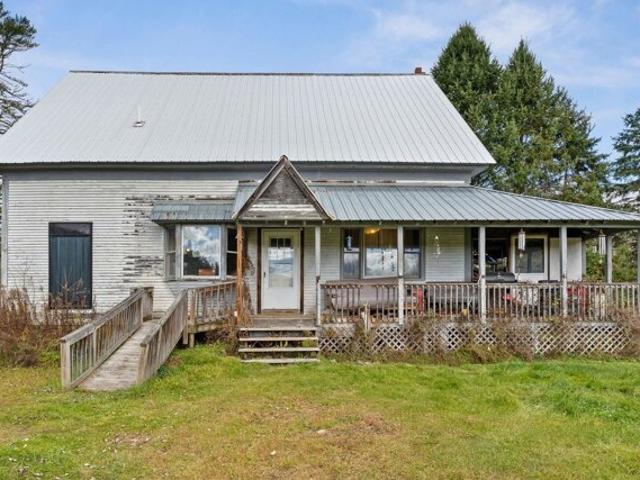 N Wolcott Rd, Wolcott, Home For Sale