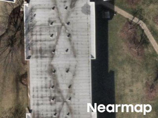 N York St Apt 401