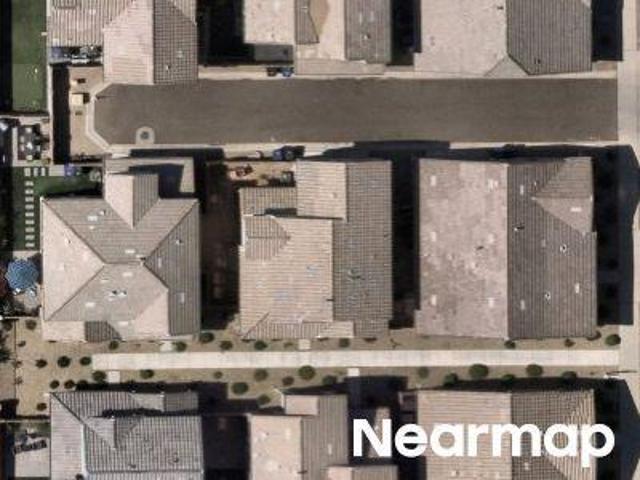 N 142nd Dr