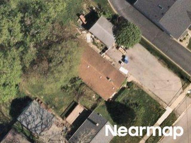 N 14th St