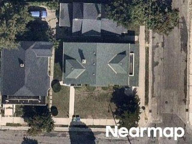 N 14th St