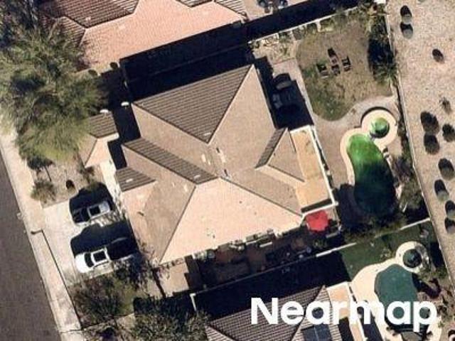 N 152nd Dr