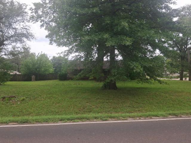 N 155th St
