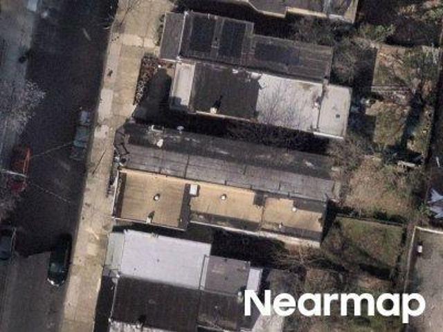 N 15th St