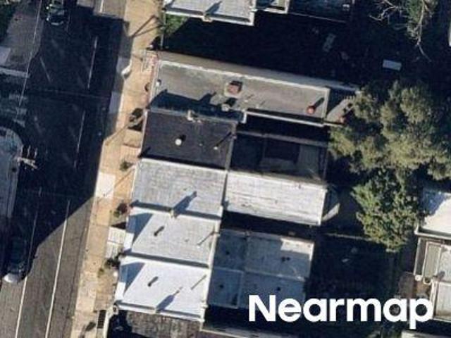 N 15th St