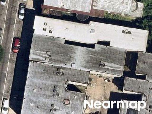 N 15th St