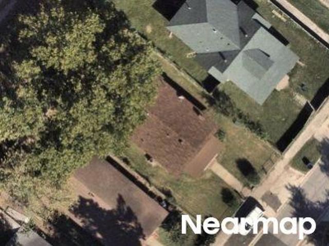 N 16th St