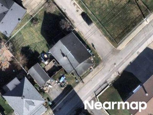 N 16th St
