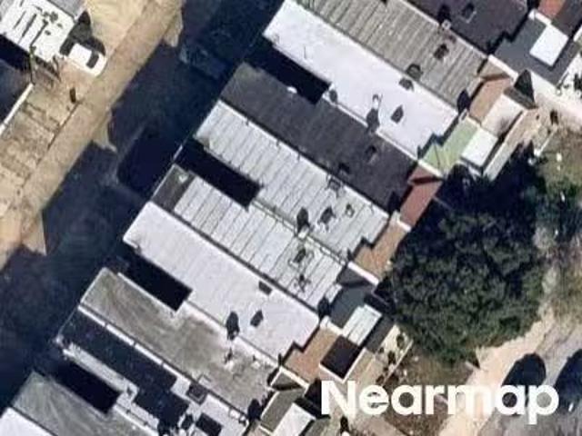 N 16th St