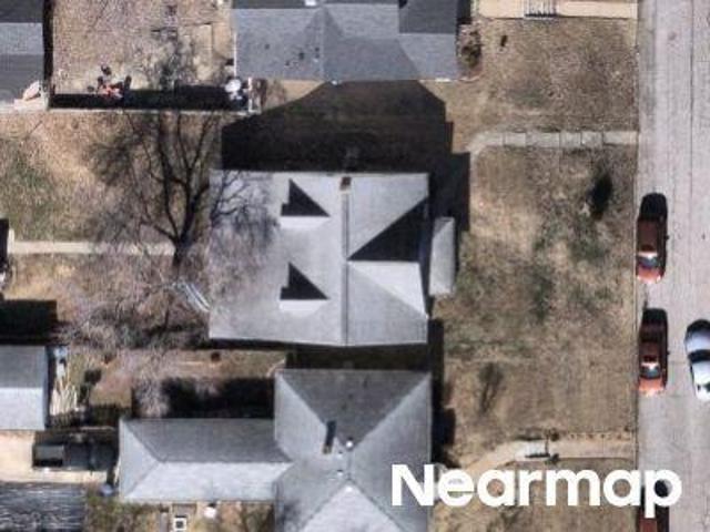 N 16th St