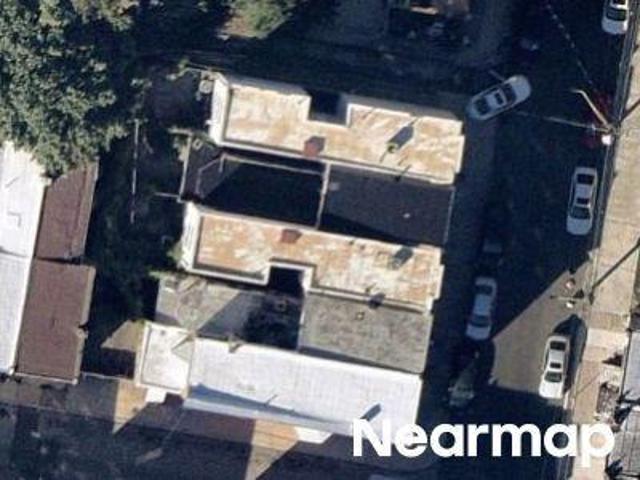 N 17th St