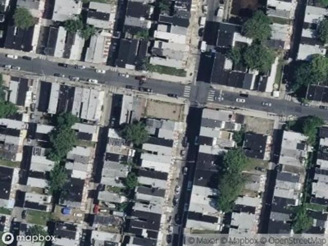 N 17th St