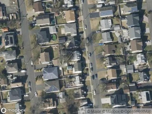 N 17th St