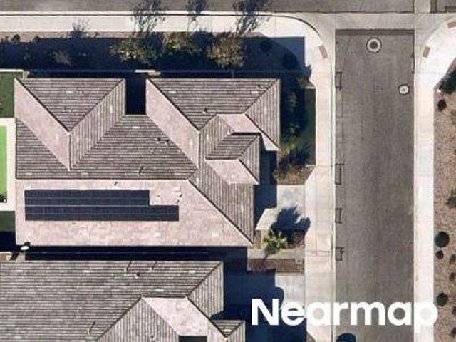 N 184th Ln
