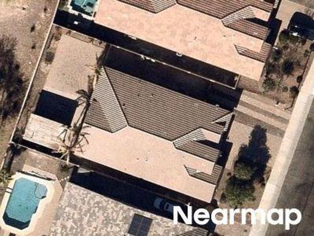 N 186th Ln