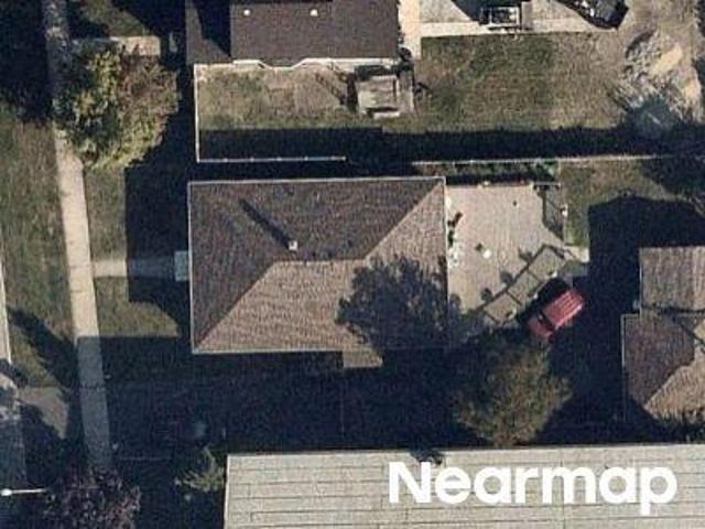 N 18th Ave