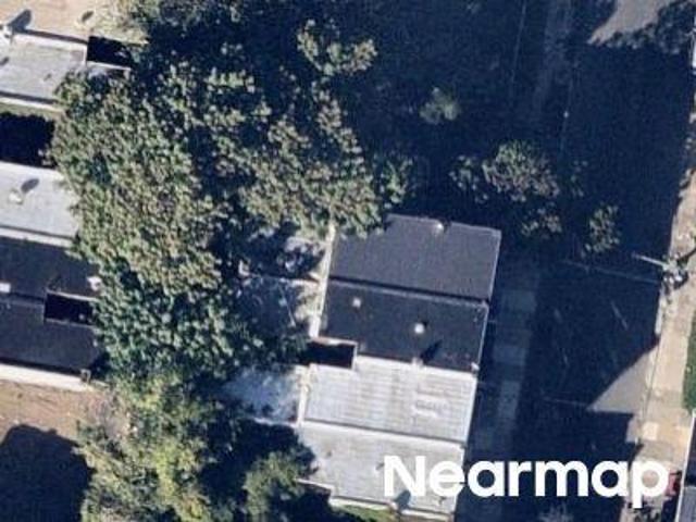 N 19th St