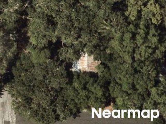 N 19th St