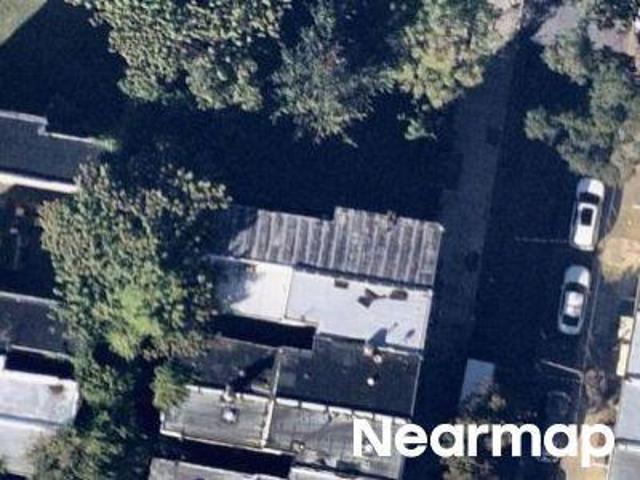 N 19th St