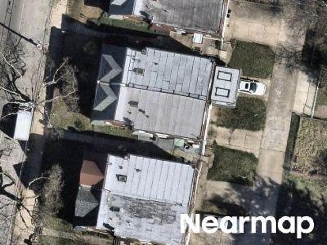 N 19th St