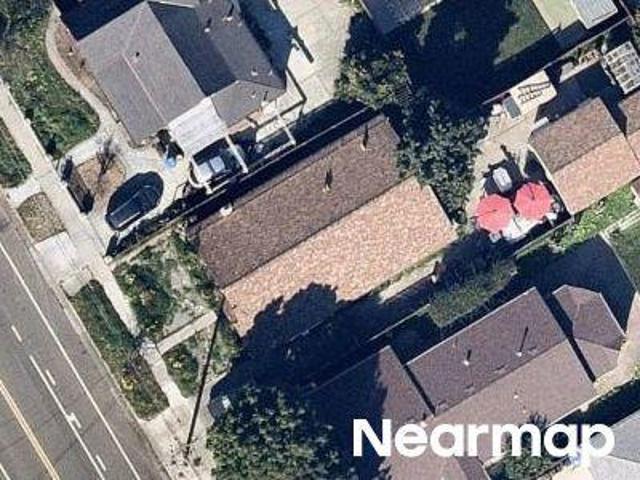 N 19th St