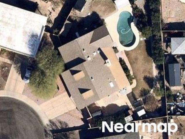 N 105th Dr