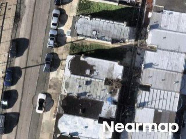 N 10th St