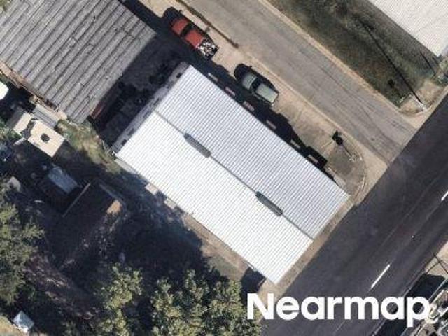 N 10th St