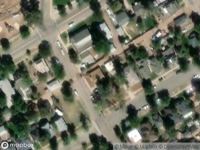 N 10th St