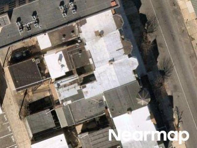 N 10th St