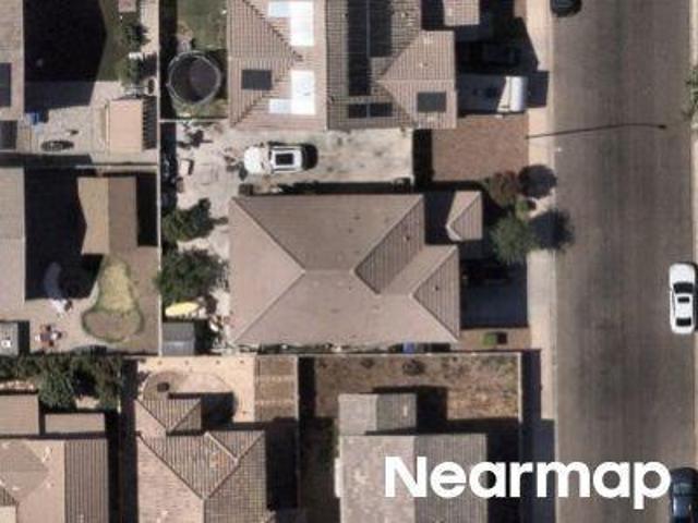 N 119th Ln
