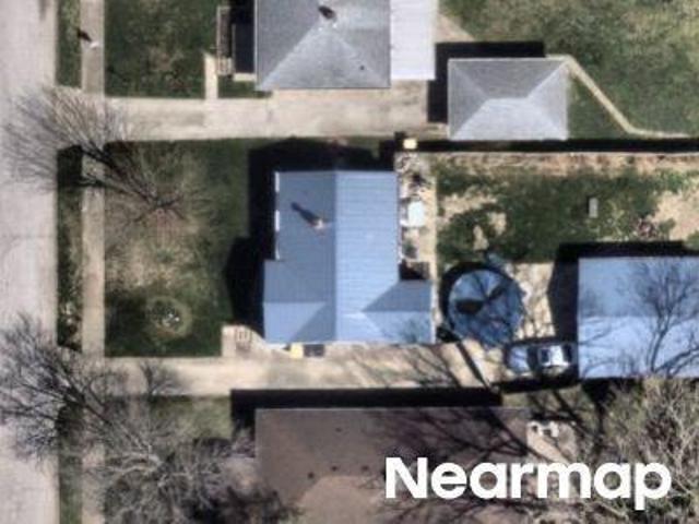 N 11th Ave