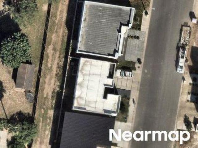 N 11th Ln