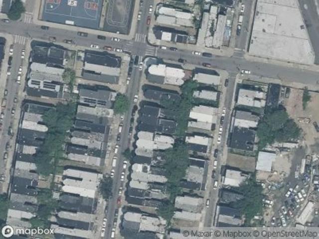 N 11th St