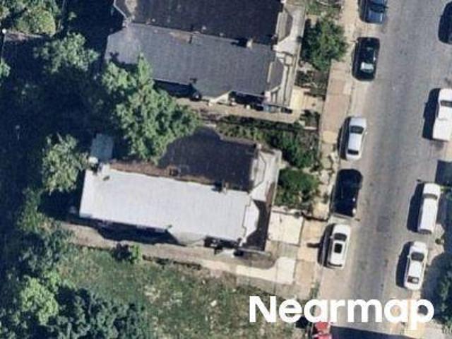 N 12th St