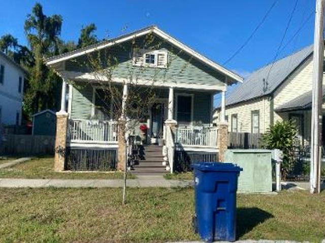 N 12th St